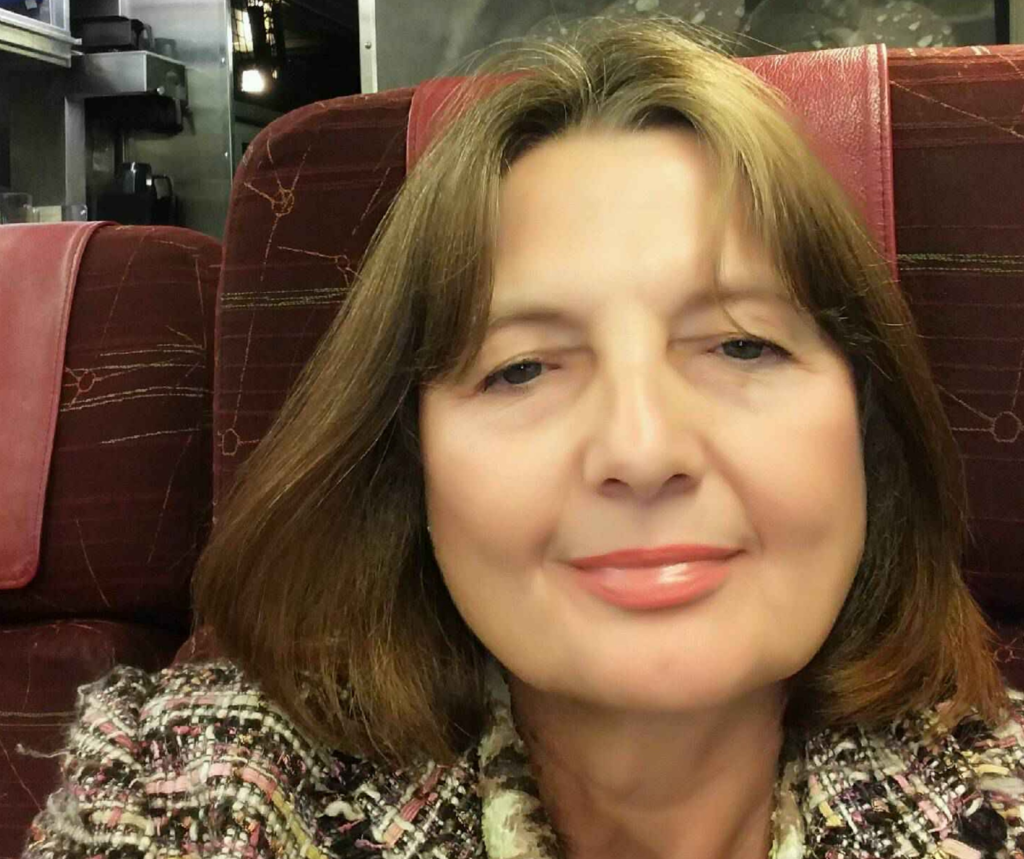 Past Living Library Speakers - New Canadians Centre